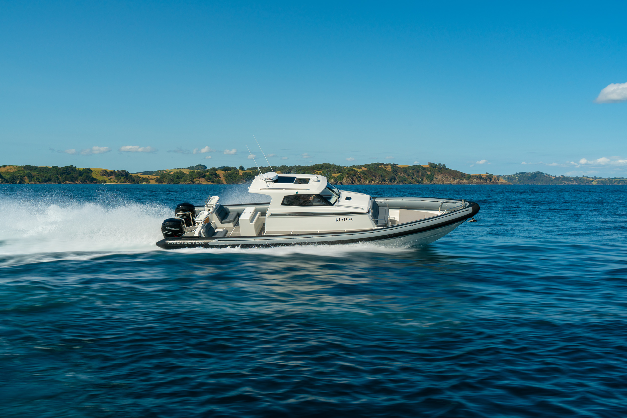 Protector Boats | 410 Targa - "Tough Luxury" for Well-equipped Adventures